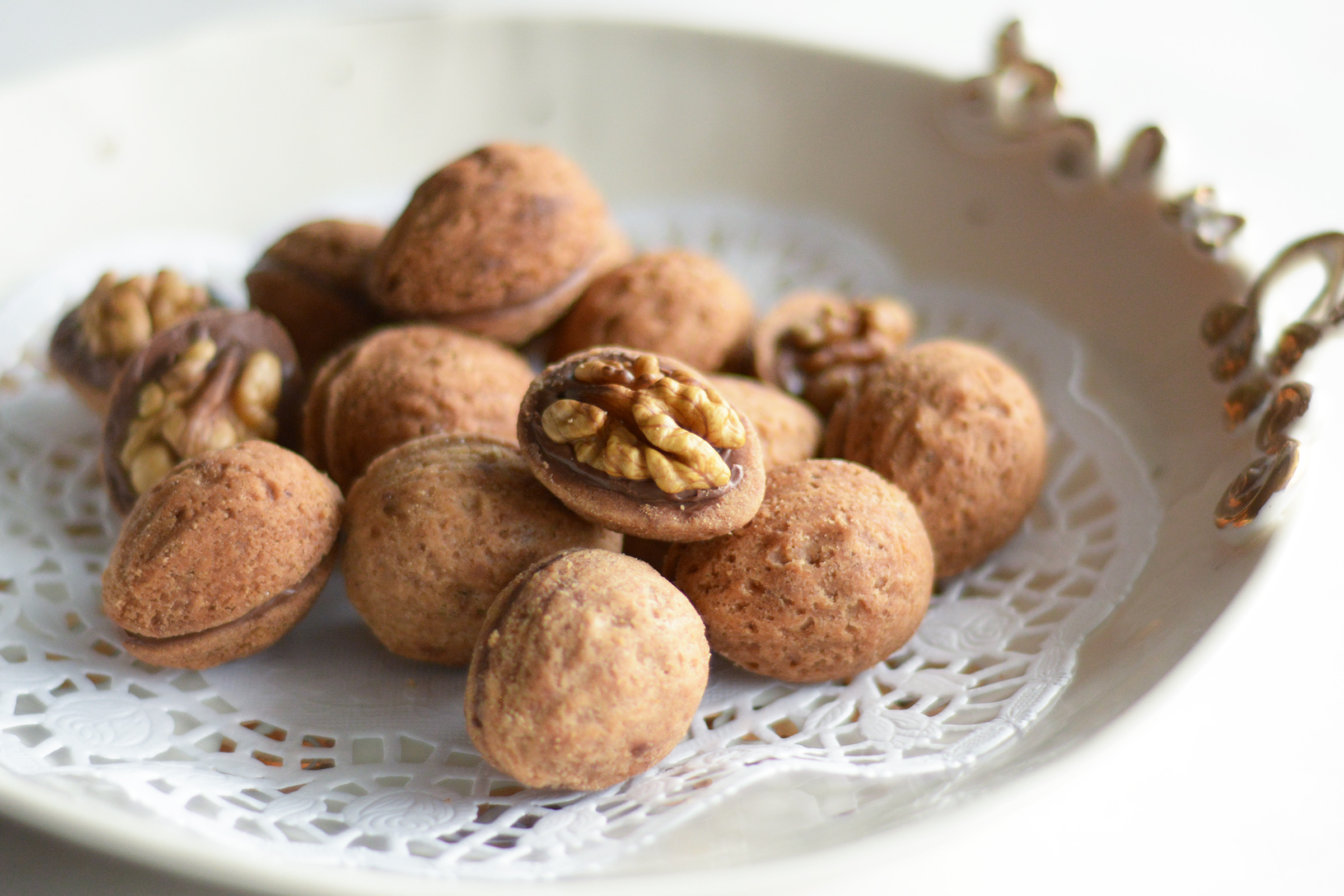 Piškoti orehi z Nutello – The Foodie Slovenia