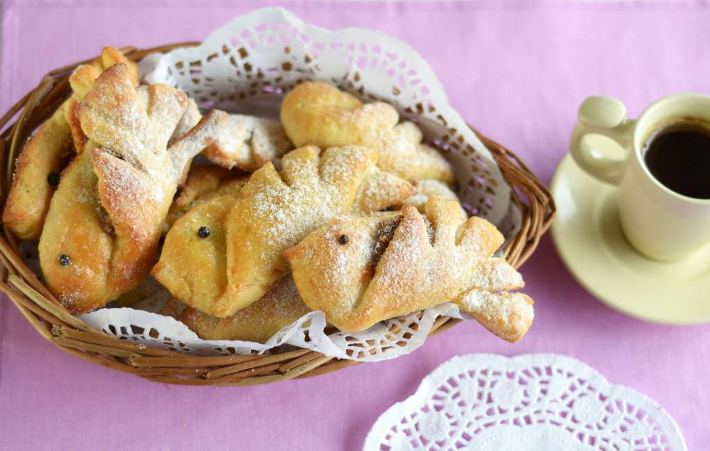 Sladki kvašeni ptički z nadevom – The Foodie Slovenia